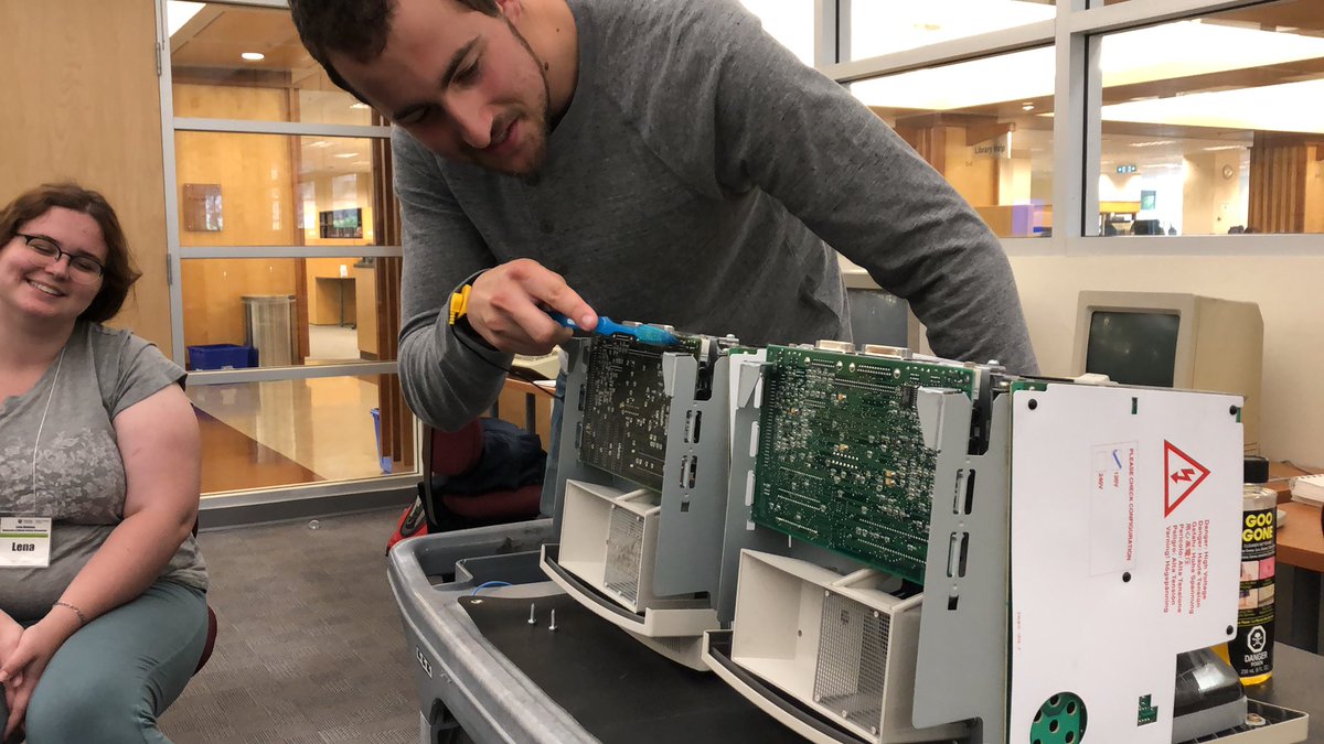 Retro Machines & Media « taught by Dene Grigar & John Durno